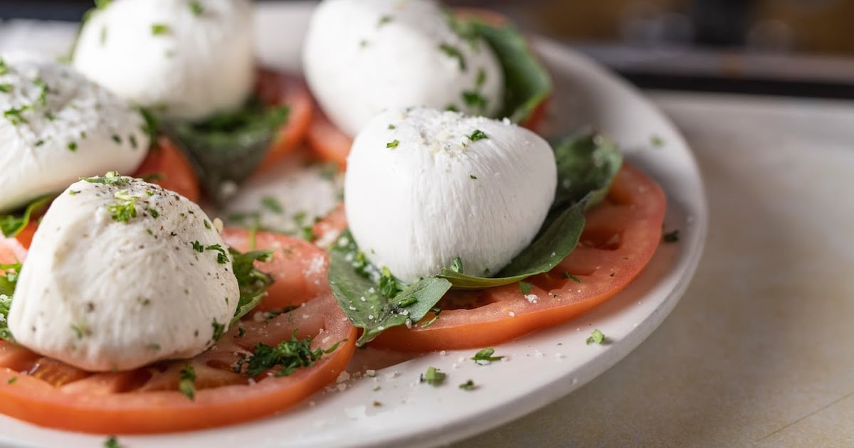 Join Our Team - 4th Base Restaurant