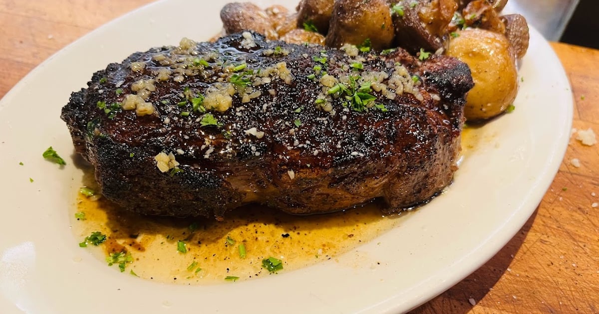 Order Online - 4th Base Restaurant