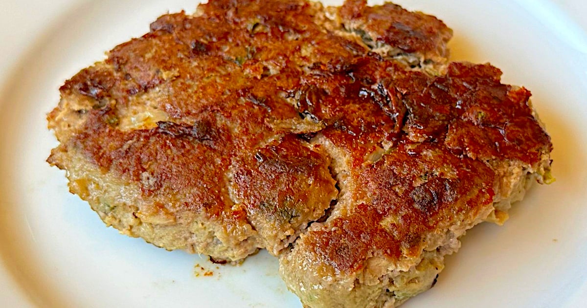 TURKEY PATTY TRAY - Hugo's Restaurant - Californian Restaurant in CA