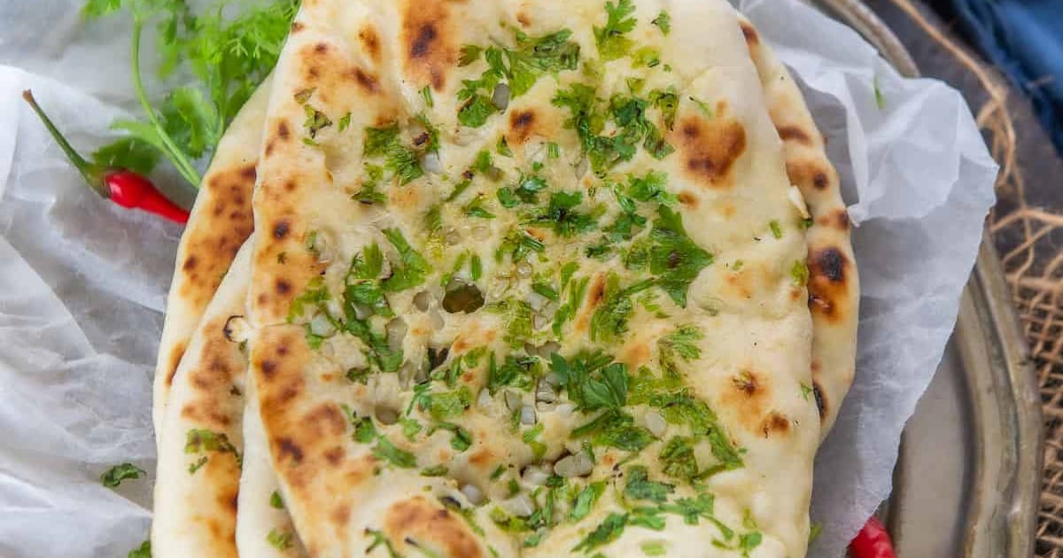 B2 Garlic Naan - Chennai Cafe | Indian Cuisine | Indian Buffet | Indian ...