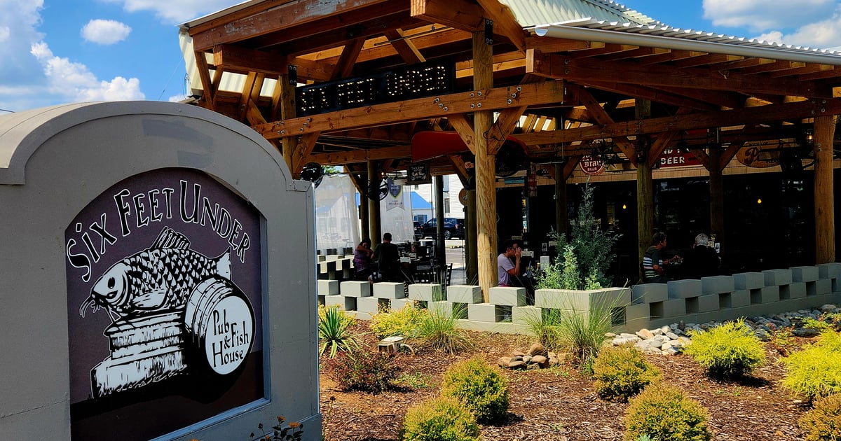 Menu | Cheshire Bridge Road - Six Feet Under Pub and Fish House ...