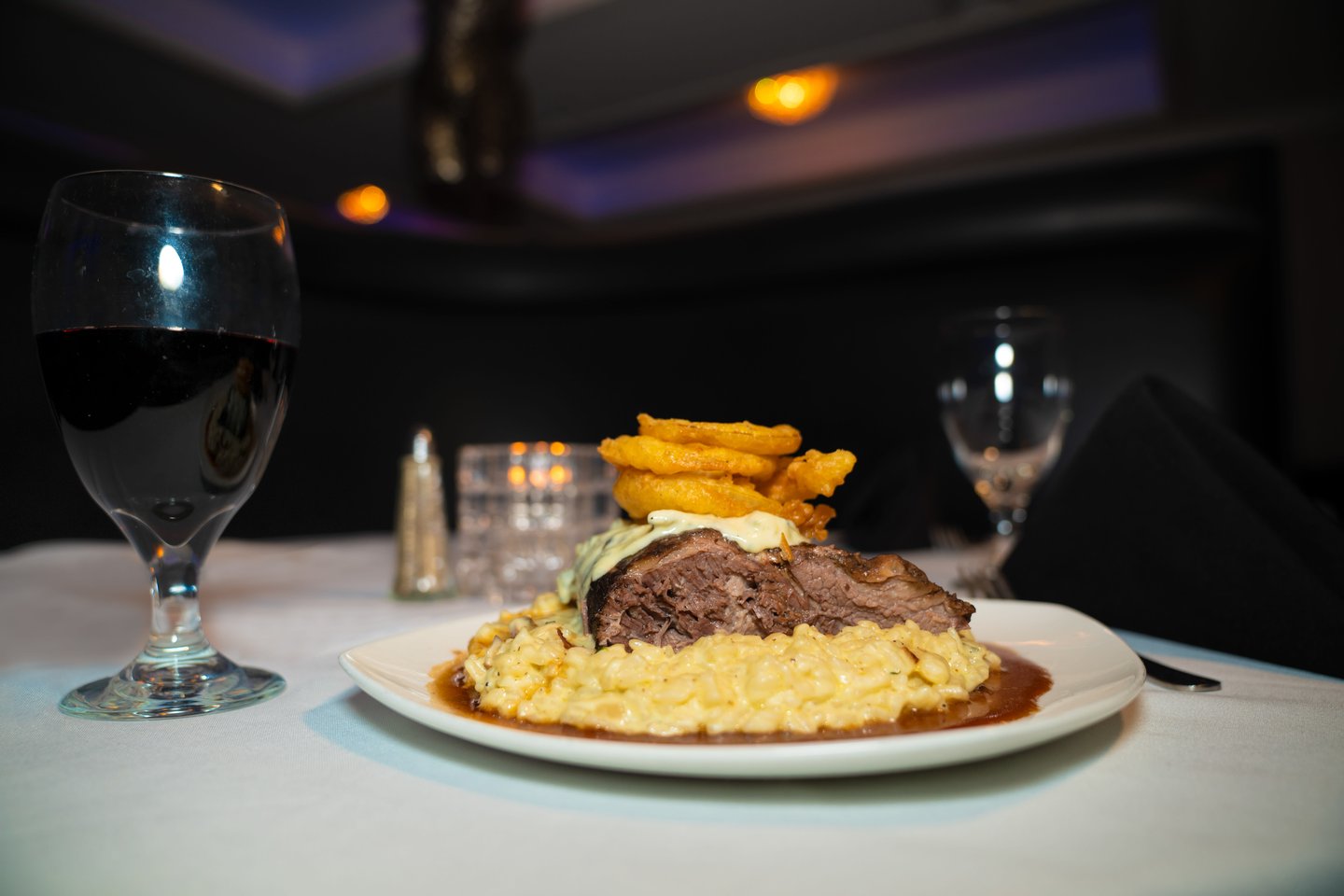 Prime Cut Steakhouse & Mezzo Lounge - Prime Cut Mezzo - Restaurant in RI