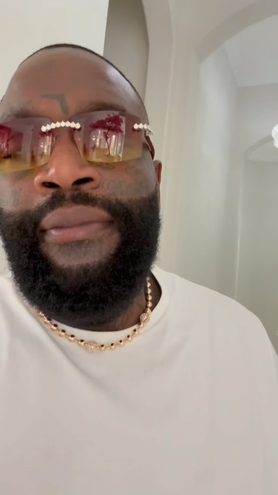 Dimitri Roger's Instagram, Twitter & Facebook on IDCrawl