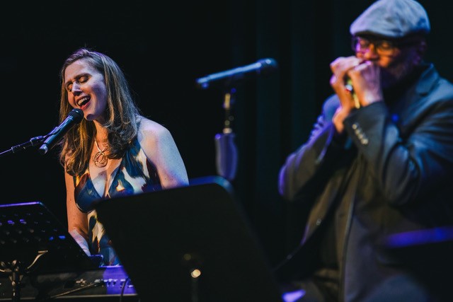 Carrie Marshall & Carter Minor - The Blue Note Grill
