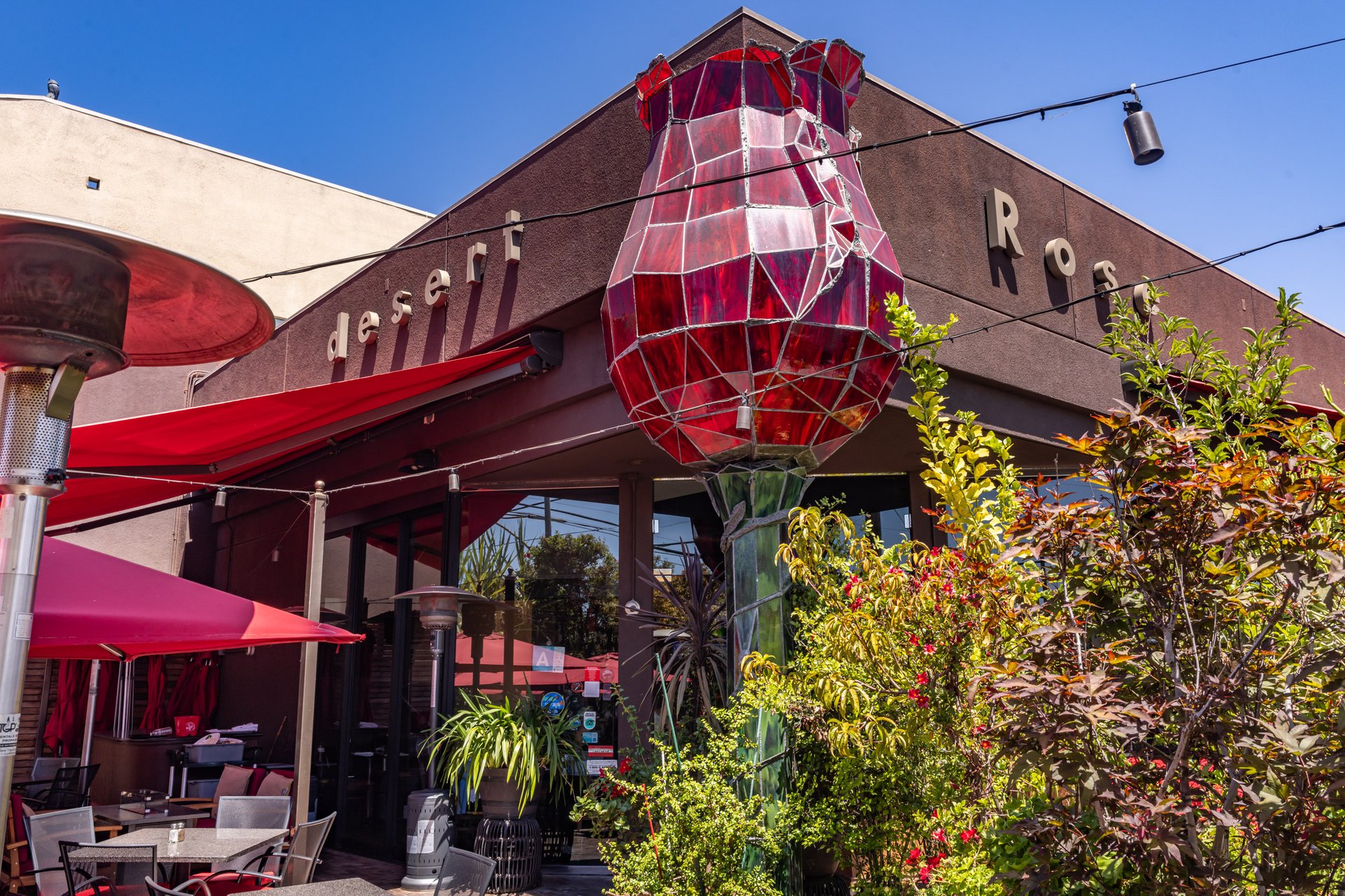 Rose restaurant store