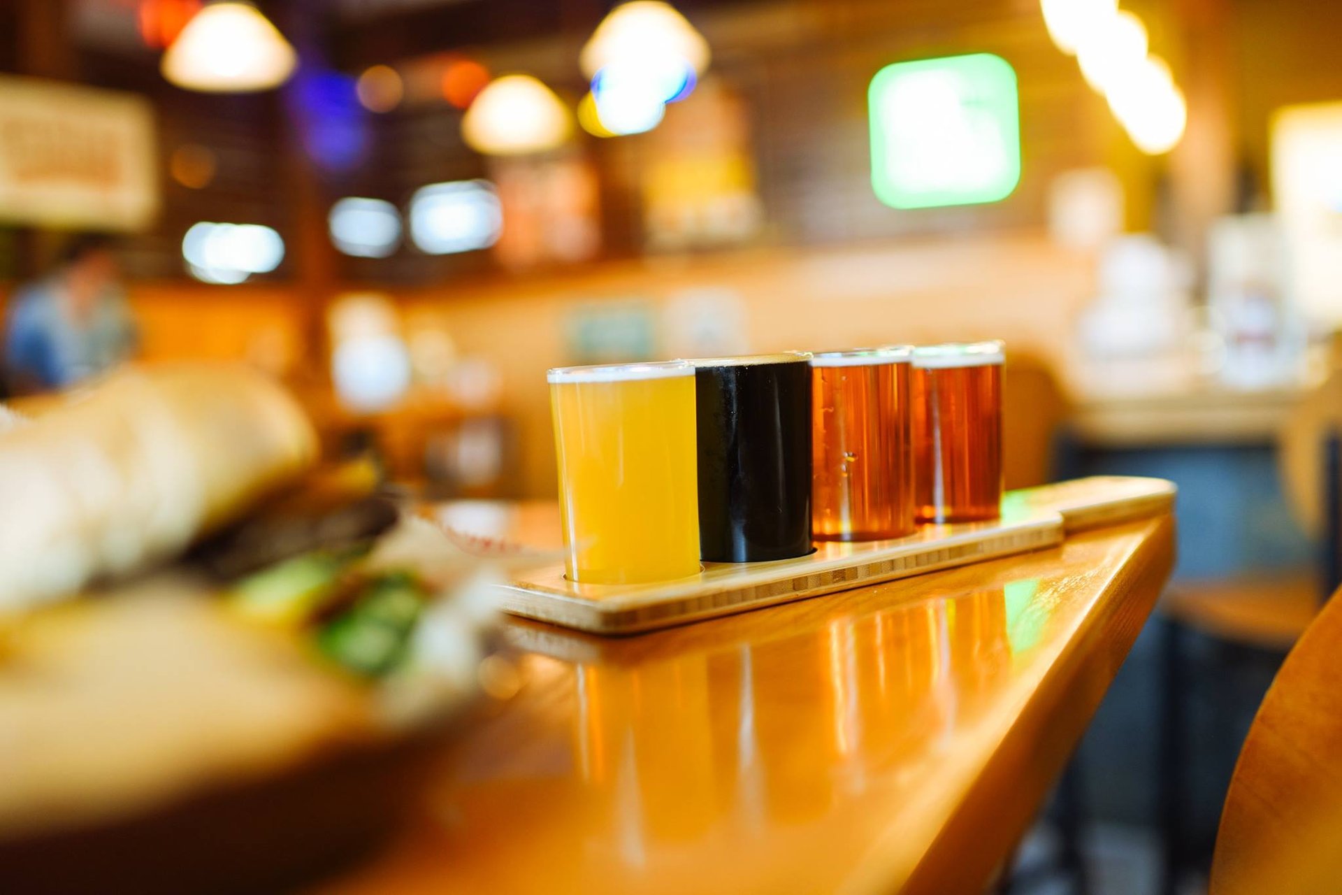 Wednesday Happy Hour - Burgersmith