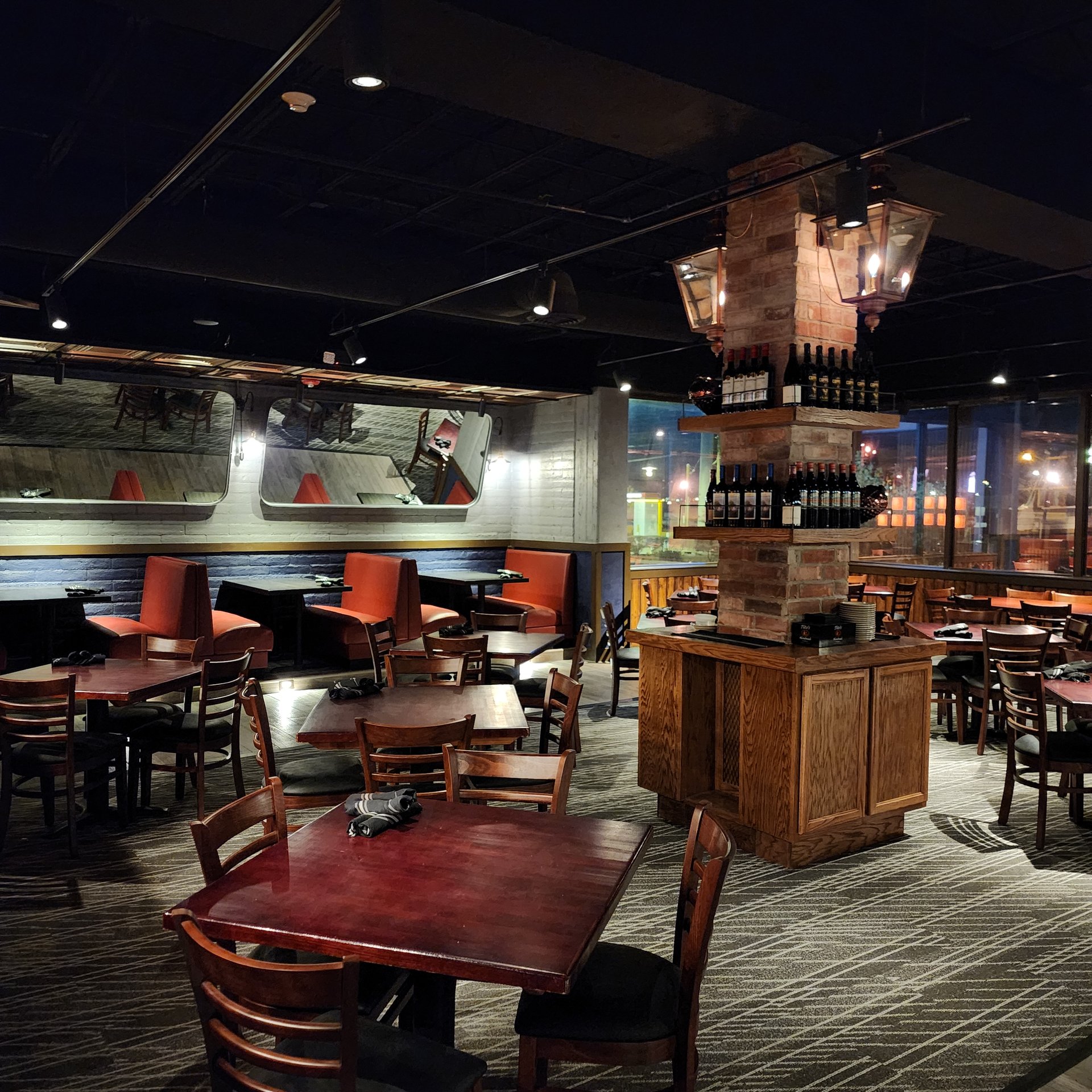 Manhattan Heights Tavern Grill