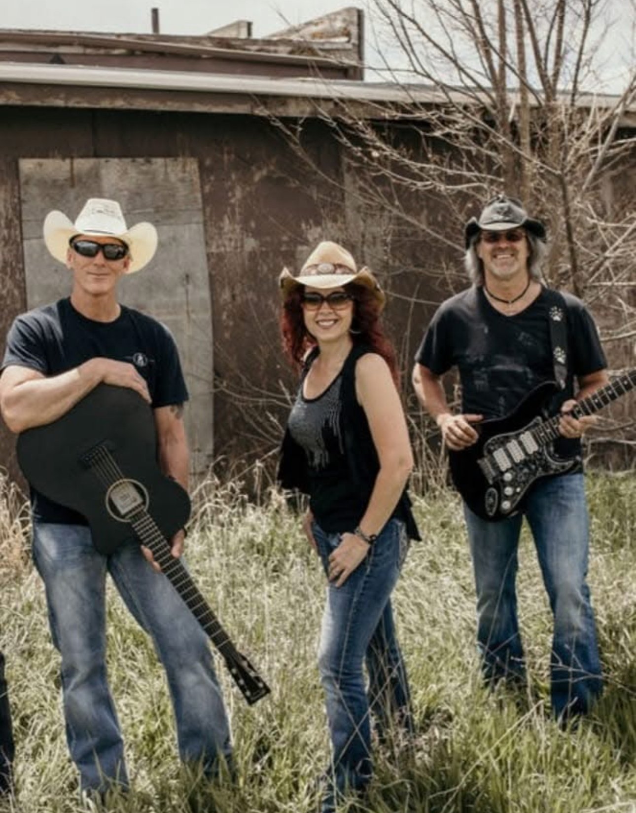 LoCo Country - Tom Davis Saloon - Bar in Loveland, CO