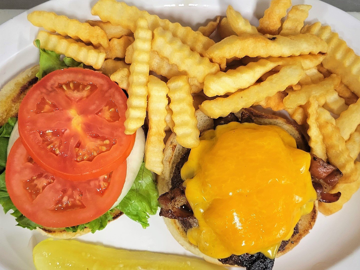 Saturday Burger Special! - The Crooked Putter Restaurant & Pizzeria ...