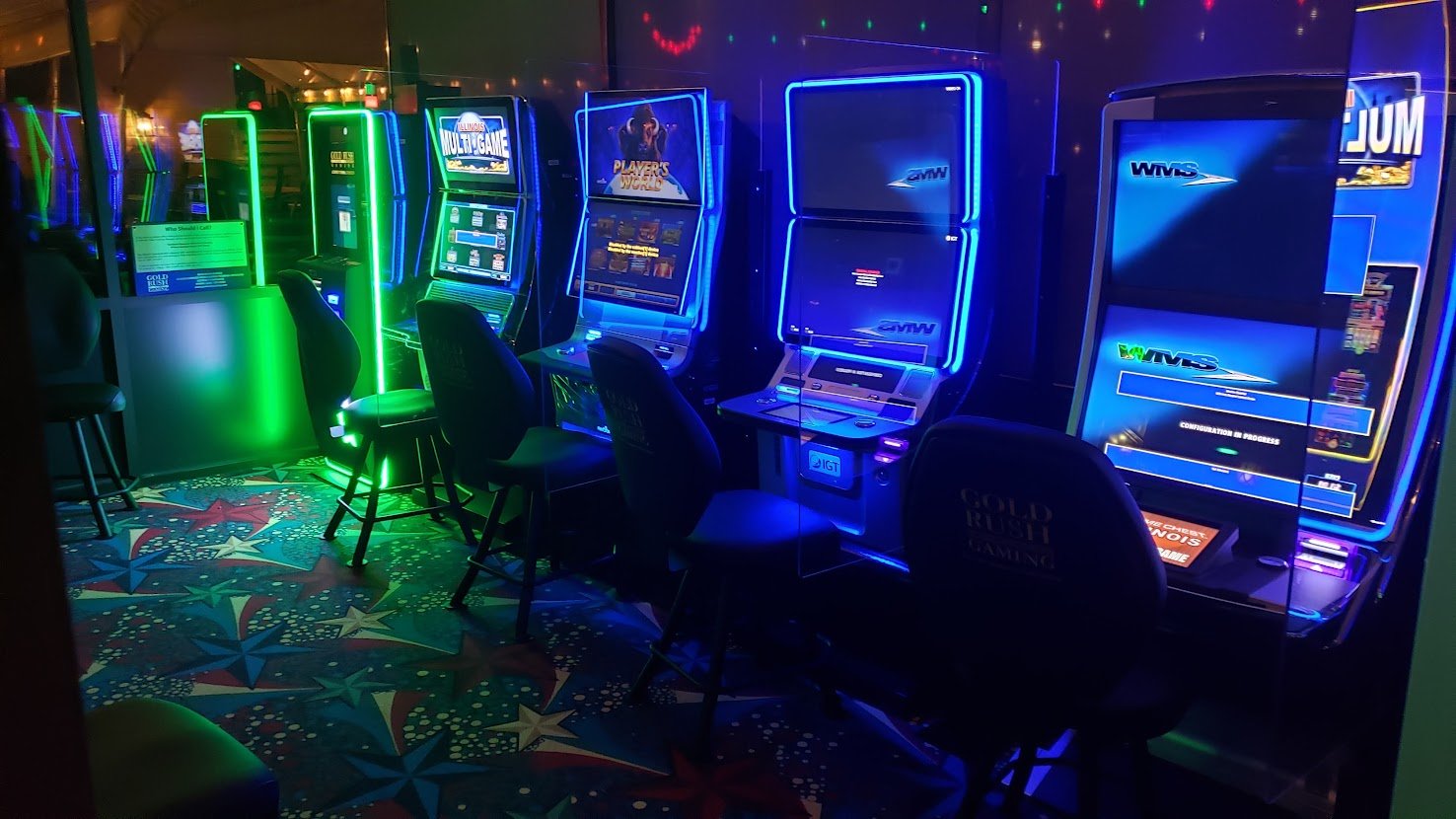 Slots & Gaming - Moretti's | Best Thin Crust & Deep Dish Pizza Chicago ...
