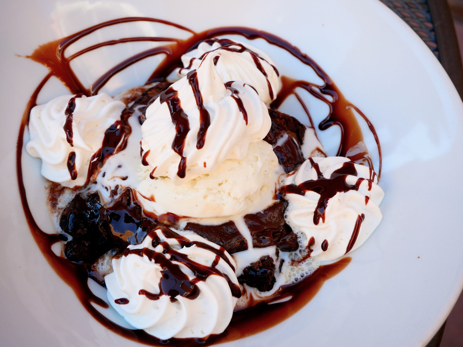 Hot Fudge Brownie Sundae Recipe