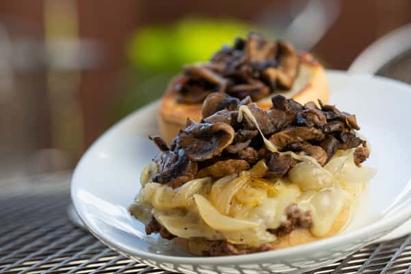 Menu - Fizz Burgers and Bottles