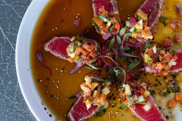 El Pacifico Seafood Restaurant & Sushi Bar