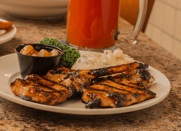 Geezers - American Restaurant in Santa Fe Springs, CA