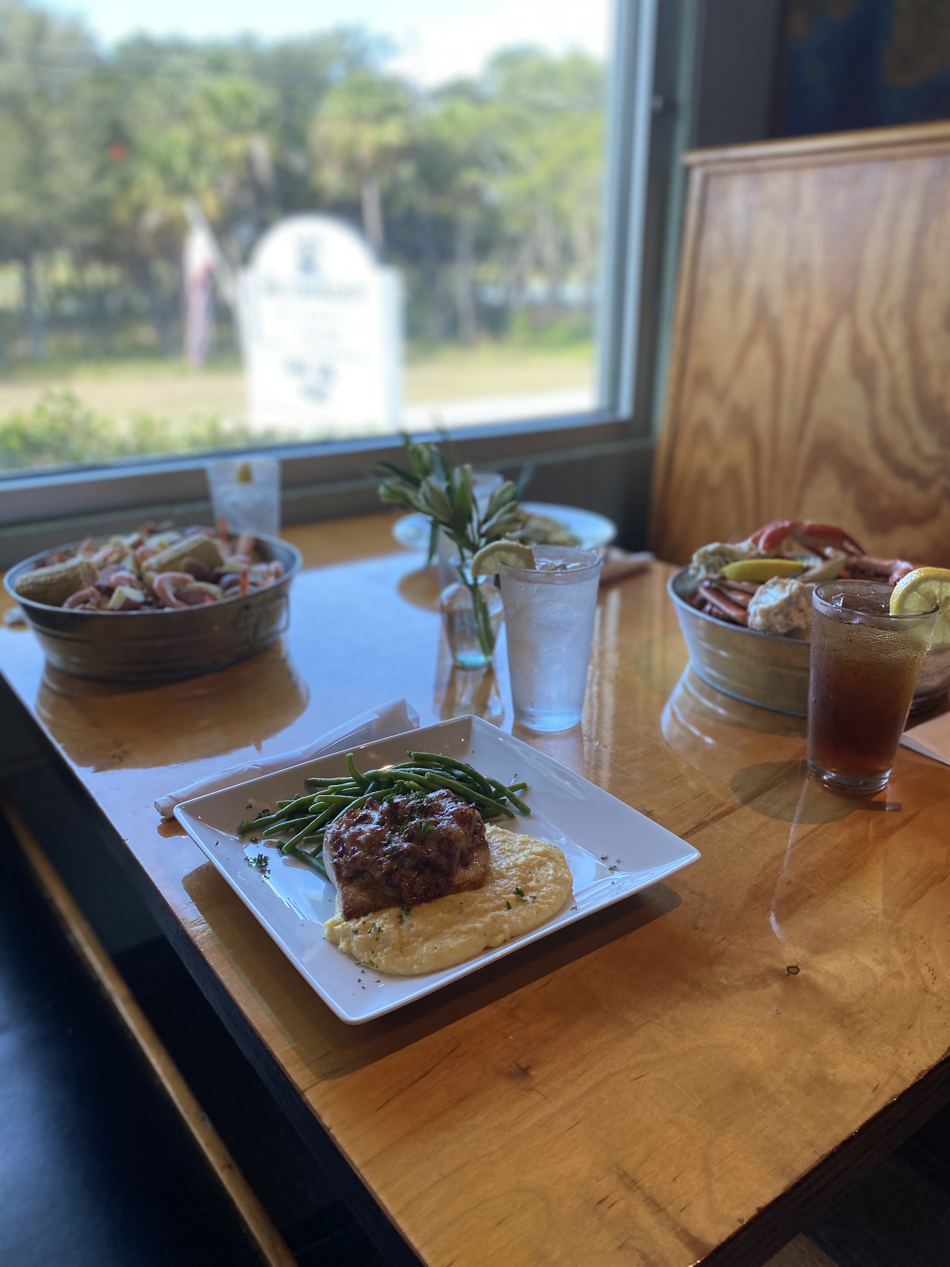 Edisto Beach Restaurants 6 Best Dining Hotspots From Charleston To